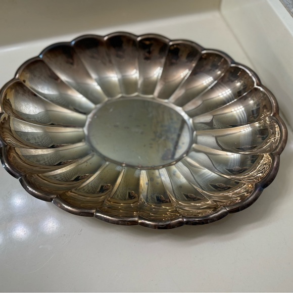 Dining | Vintage Antique Kent Silversmith Scalloped Silverplate Tray ...
